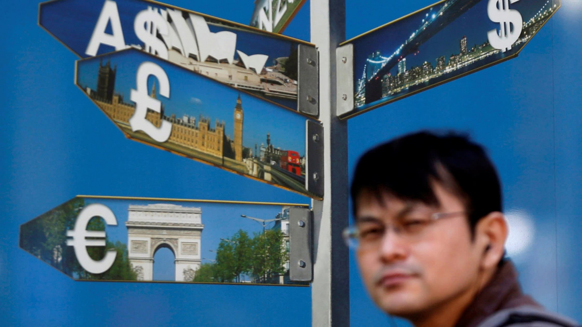 The money changers’ charges are crippling — and there are plenty of ...